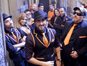 Legendários: Confira a foto do elenco! - Estrelando