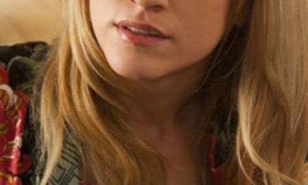 Debbie de True Blood será novo par de Walden em Two and a Half Men ...
