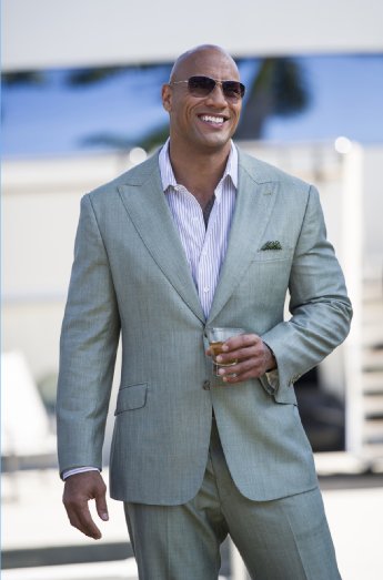 The Rock prova que também manda muito bem na dança! - Estrelando