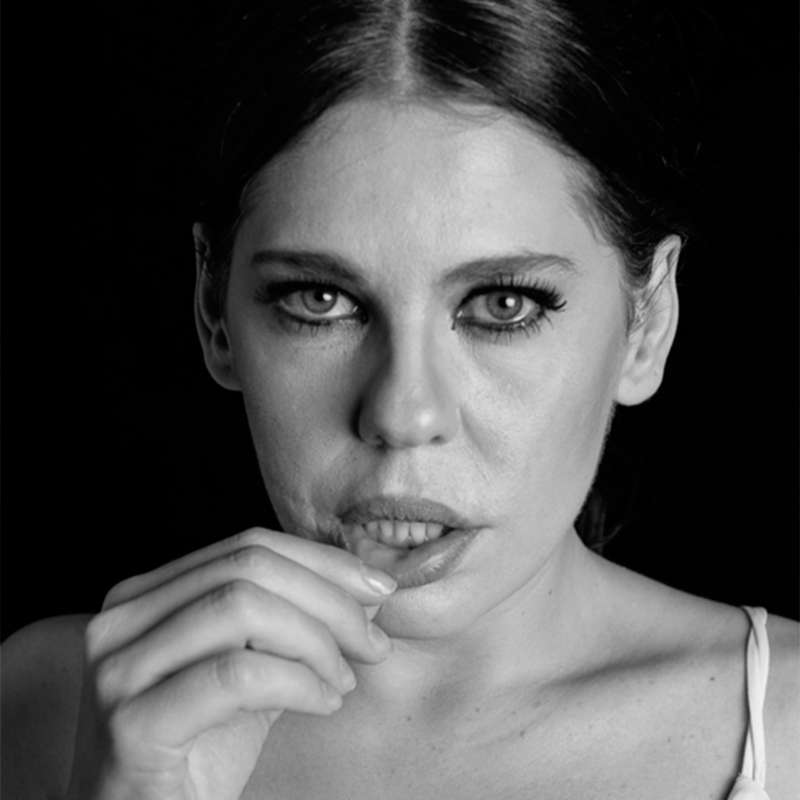 Bárbara Paz faz um ensaio divertido e bem amigável com Willem Dafoe ...