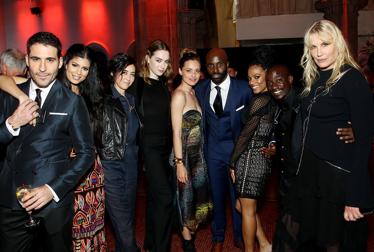 Elenco de Sense8 participa de première em Nova York, nos Estados Unidos ...