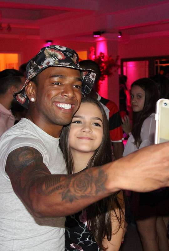 Mel Maia comemora 13 anos de idade com festança, veja as fotos ...