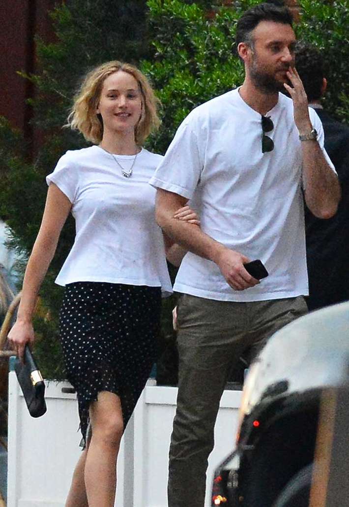 Jennifer Lawrence é clicada ao lado de suposto novo namorado, vem ver ...