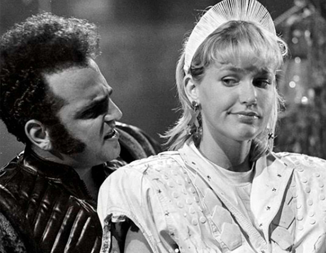 Xuxa celebra 30 anos de Super Xuxa contra Baixo Astral com fotos dos ...