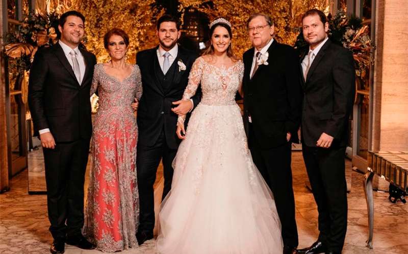 Cantora do The Voice Brasil se casa com filho de Milton Neves, veja as ...