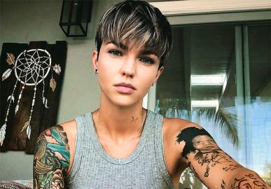 Emissora divulga primeira foto de Ruby Rose como Batwoman, confira ...