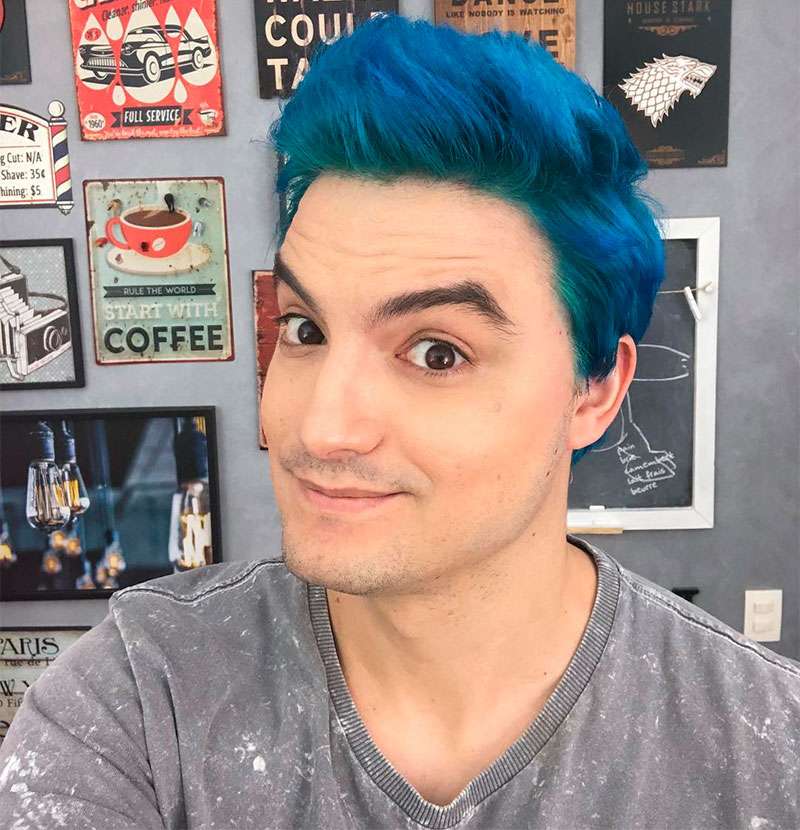 Verde, Roxo, Laranja, Rosa... Relembre os cabelos que Felipe Neto já ...