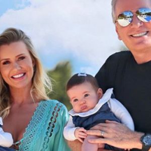 Ana Paula Siebert posa com as filhas gêmeas de Fabiana Justus e diz ...