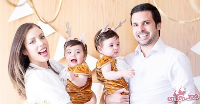 Fabiana Justus celebra 10 meses das filhas gêmeas e relembra Natal na ...