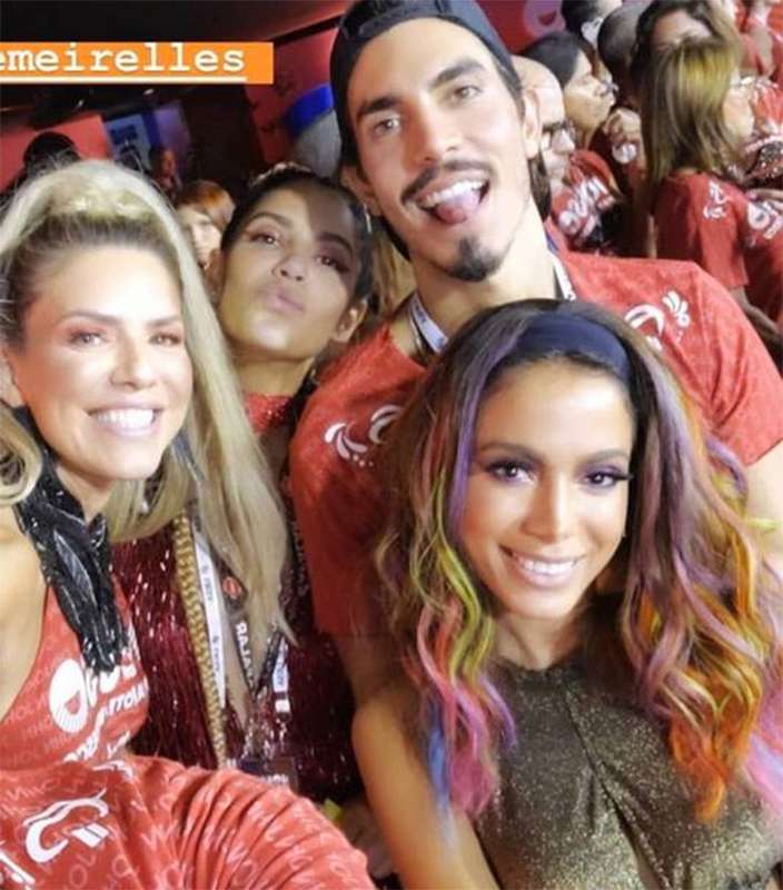 Gabriel David publica primeira foto ao lado de Anitta: Que prazer em te ...