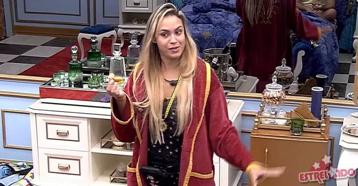 No Bbb21 Sarah Diz Que Pode Indicar Projota No Paredão E Fiuk E