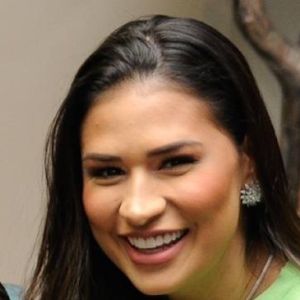 Em meio a polêmicas, Simone revela que está indo para a Disney - Estrelando