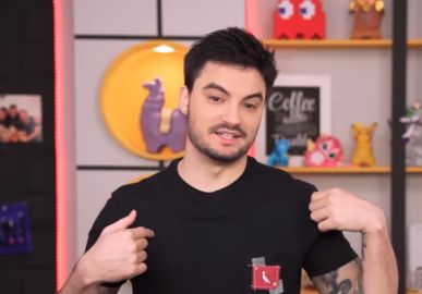 Ex-namorada de Felipe Neto relata como foi o término conturbado deles ...