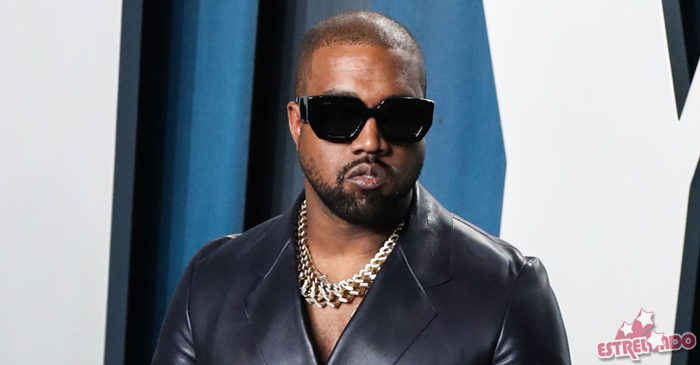 Fã de Kanye West queima tênis da marca do rapper de 80 mil reais após ...