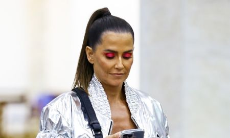 Deborah Secco arrasa na escolha do quarto look para comentar a Copa do ...