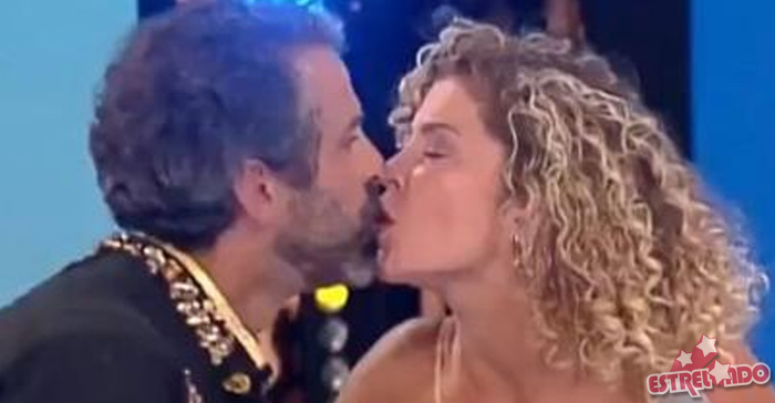 Em clima de romance, Bárbara Borges é vista aos beijos com Iran Malfitano - Estrelando
