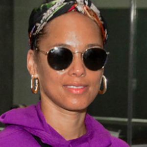 Ela chegou! Alicia Keys desembarca no Brasil para realizar dois shows ...