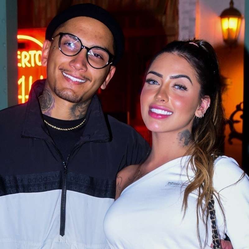 Mc Mirella assume que não faz uma boa alimentação durante a gestação ...