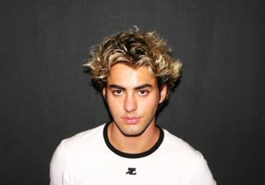 Promessa do pop teen brasileiro, Lucas Pretti lança single Amor de ...