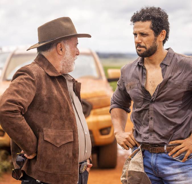 Ramiro enfrenta Antônio de arma em punho, mas acaba fraquejando ...