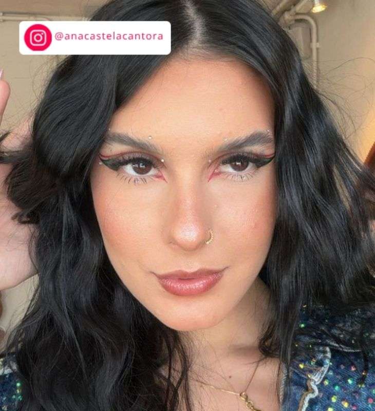 Ela é uma verdadeira inspiração de estilo! Veja os looks icônicos de ...