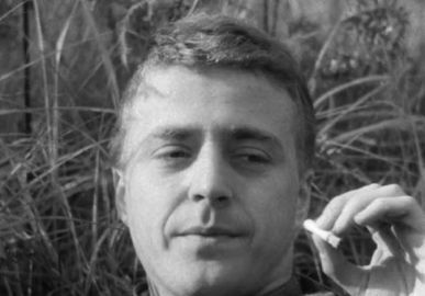 Nicholas Ball, ator de Hazell, morre aos 78 anos de idade - Estrelando